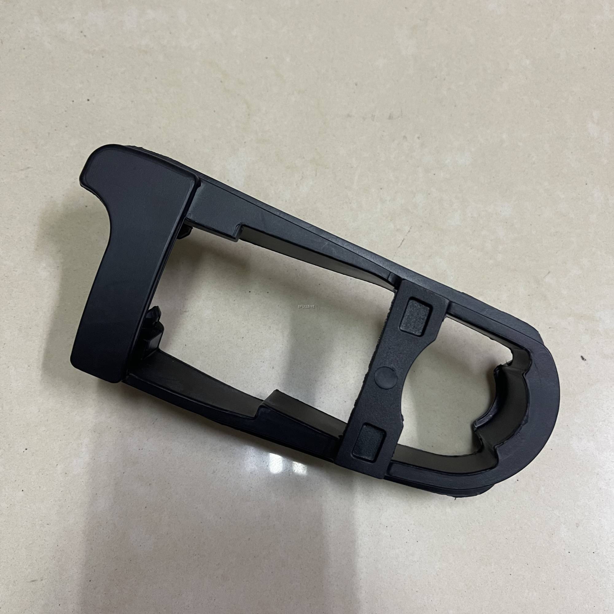 YAMAHA Y15ZR V2 Y15 V2 YSUKU V2 Y V2 CHAIN GUARD SWING ARM RUBBER 100% ...